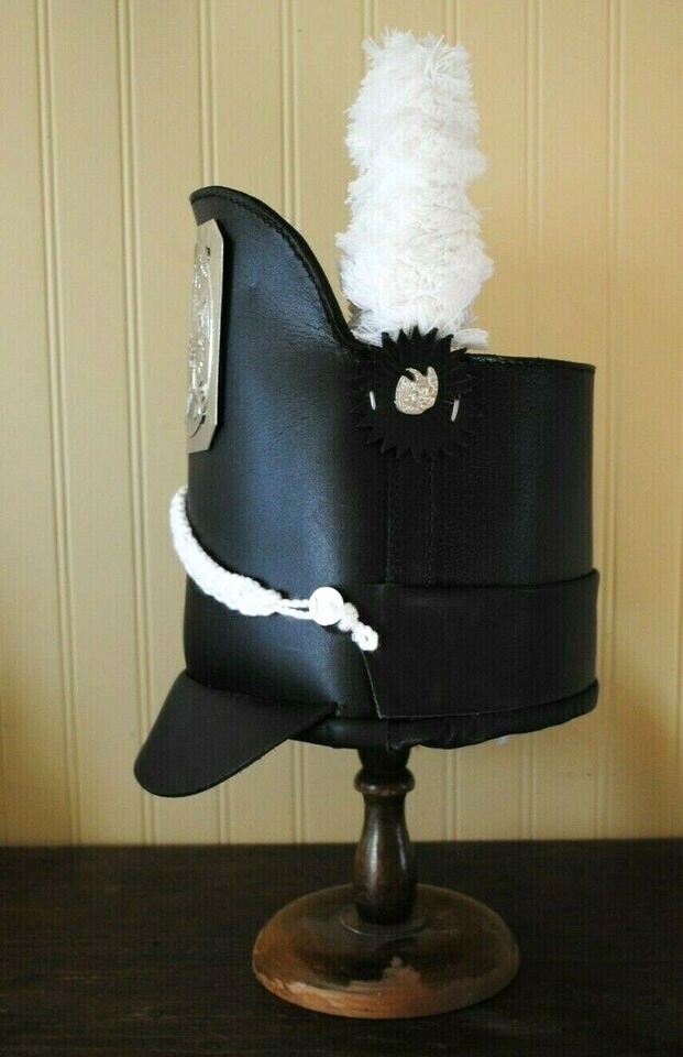 War of 1812 U.S. Tombstone Pattern Shako All Leather W/plumb - Museum ...
