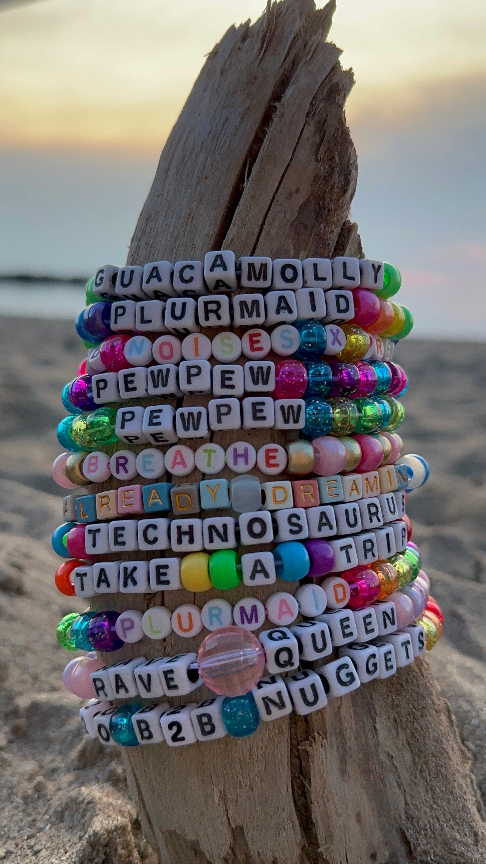 Kandi Bracelets | Random Kandi Bracelets | EDM Festivals Concerts Raves ...