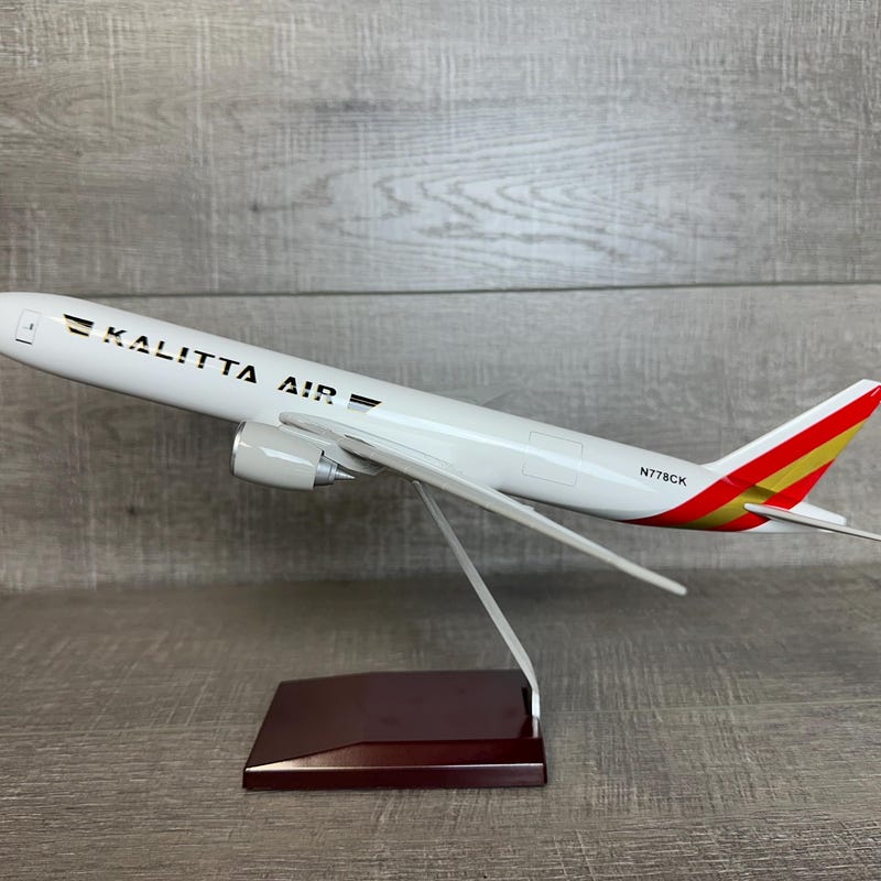Model Airplane Gifts - 60+ Gift Ideas for 2026