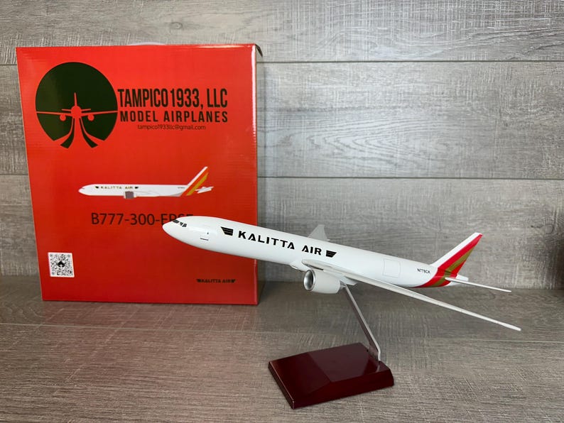 B777 and B747 TWO PACK ! Kalitta Air Model Airplane Solid Resin 1:200 ...