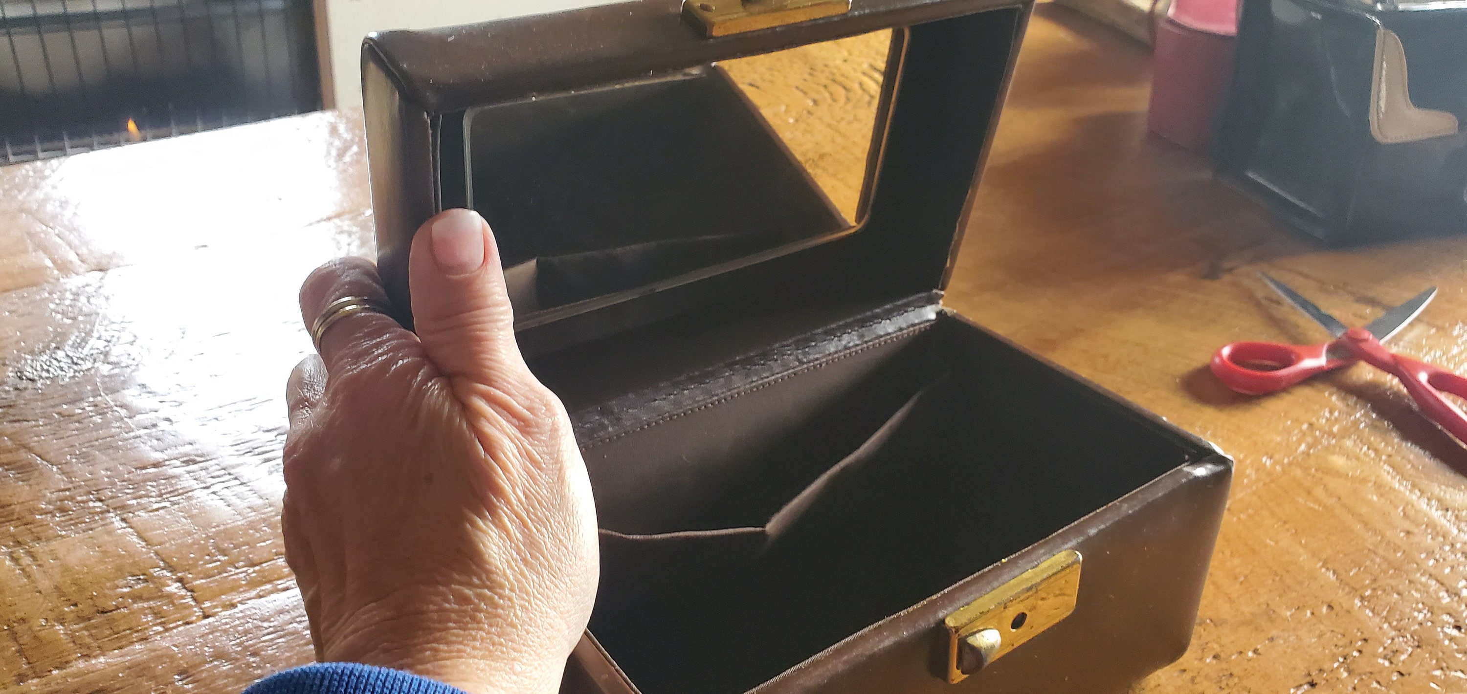 Vintage Brown Box Purse or Train Case - Etsy