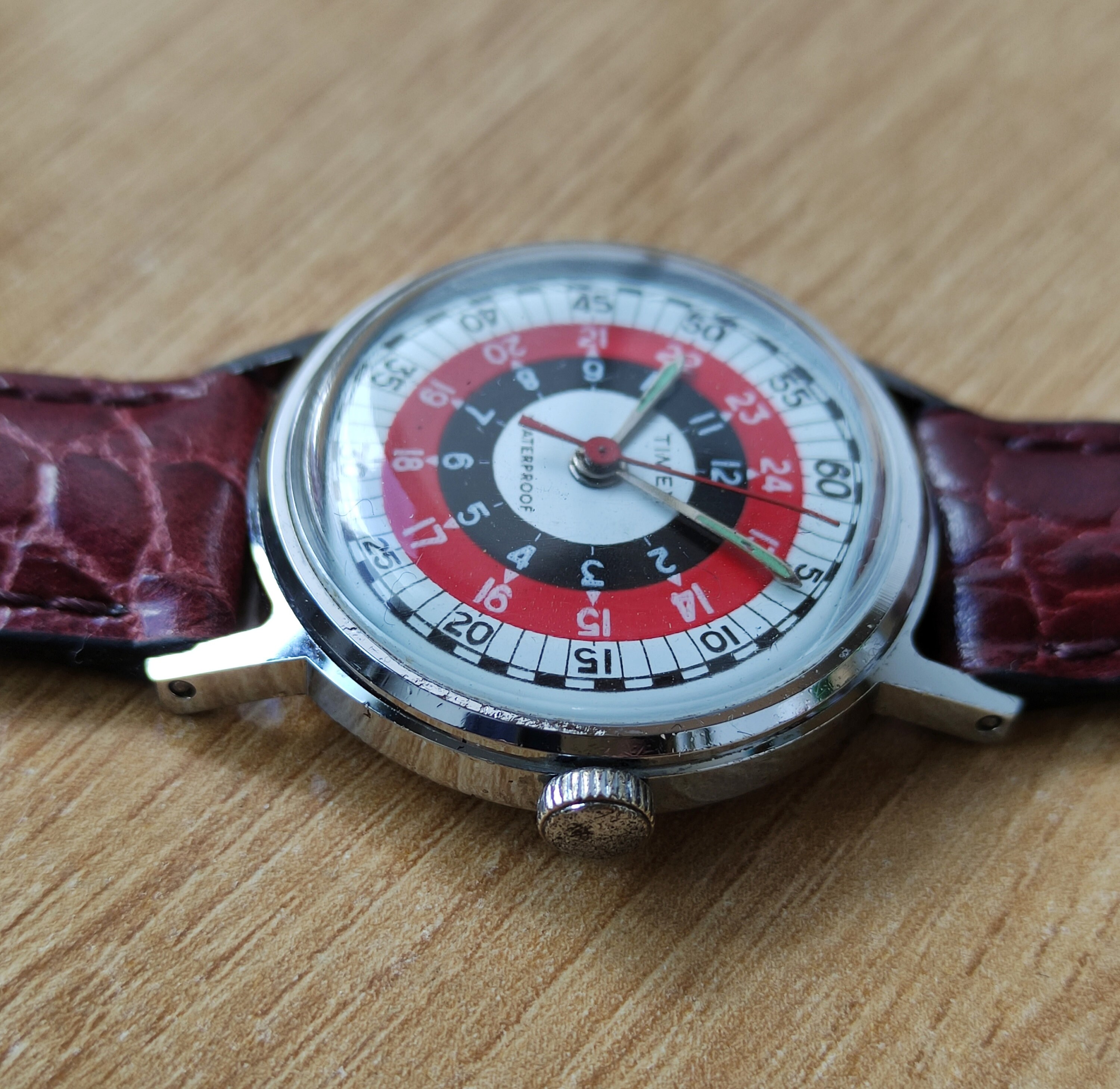 Timex Sprite Bullseye Vintage Watch Retro 1973 Watch Unisex Red Black ...
