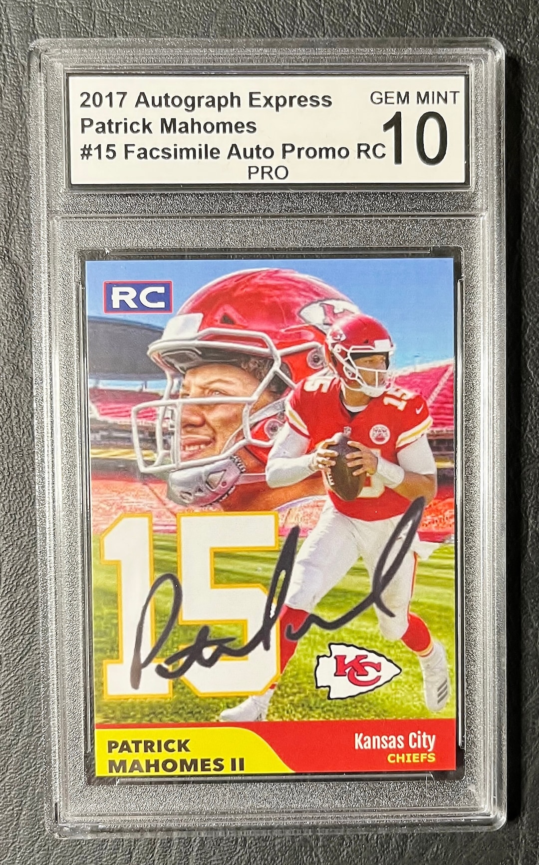 2017 Autograph Express #15 Patrick Mahomes Rookie Facsimile Auto Promo ...