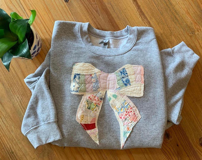 Quilted Bow Sweatshirt - Etsy