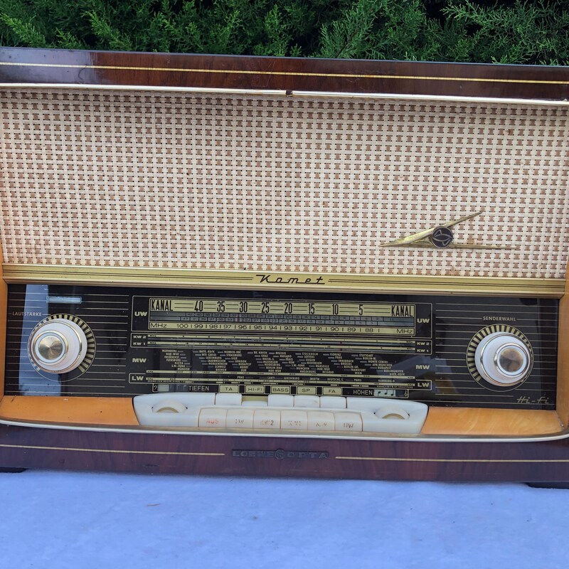 Vintage loewe radio - Etsy.de