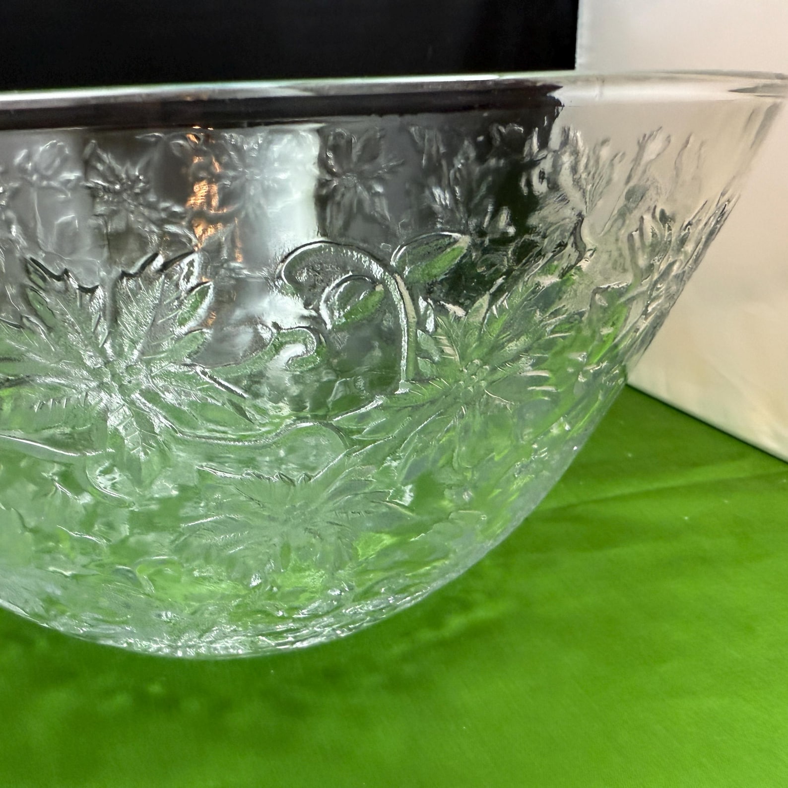 Vintage Princess House Fantasia Serving Bowl, Clear Glass Poinsettia ...