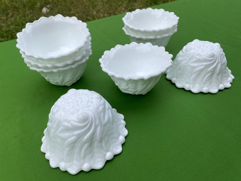 Indiana Glass, Cabbage Leaf Design Milk Glass Footed Dessert Bowl 4pc ...