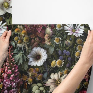 English Garden Flower Wallpaper, Unique Greenery Leaf & Floral ...