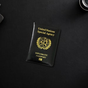 United Nations Diplomatic Passport Cover, UN Passport Holder ...