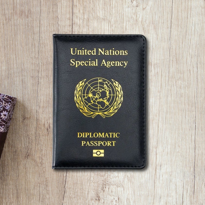 United Nations Diplomatic Passport Cover, UN Passport Holder ...