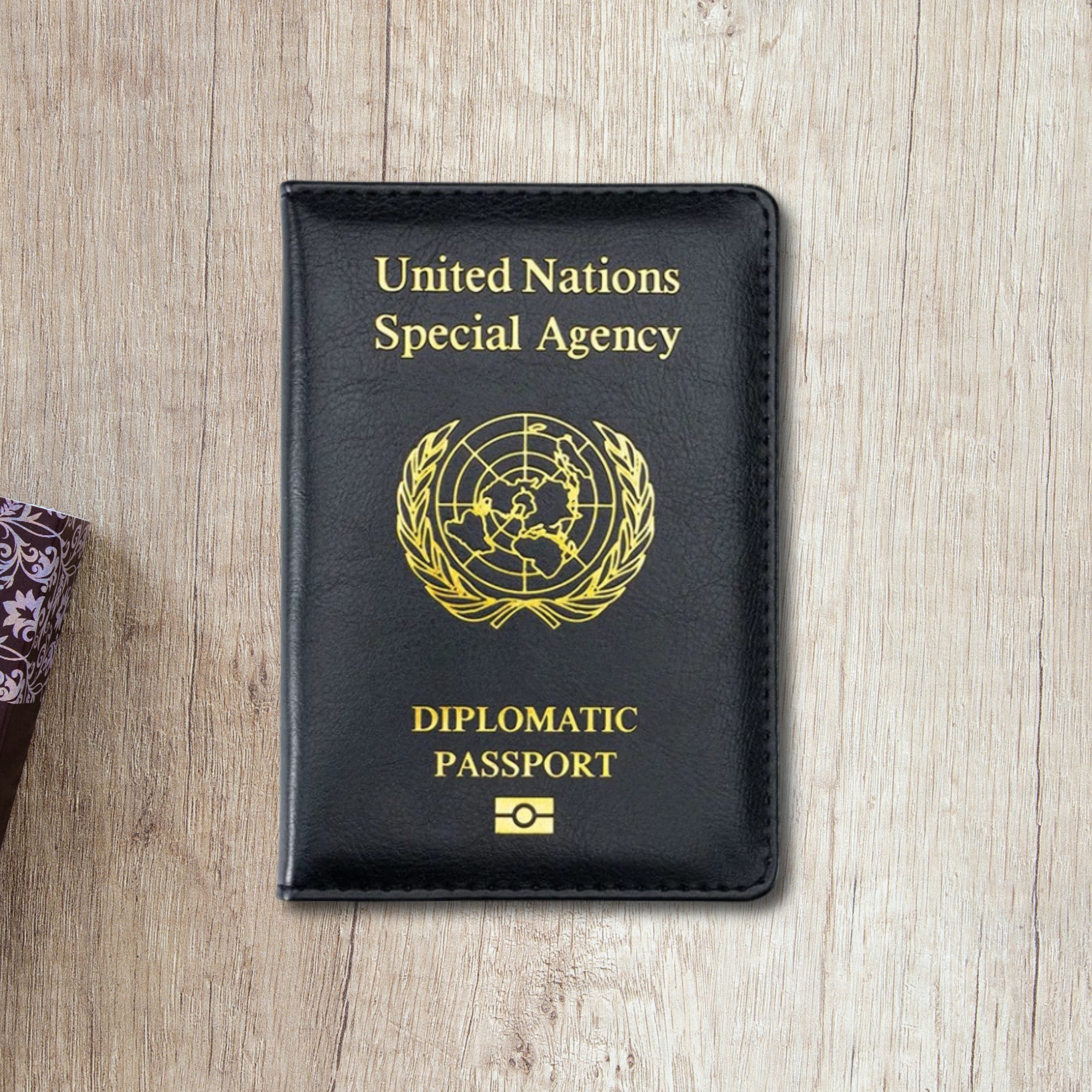 United Nations Diplomatic Passport Cover, UN Passport Holder ...
