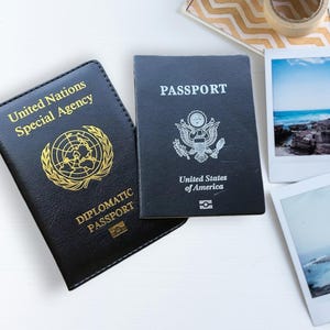 United Nations Diplomatic Passport Cover, UN Passport Holder ...