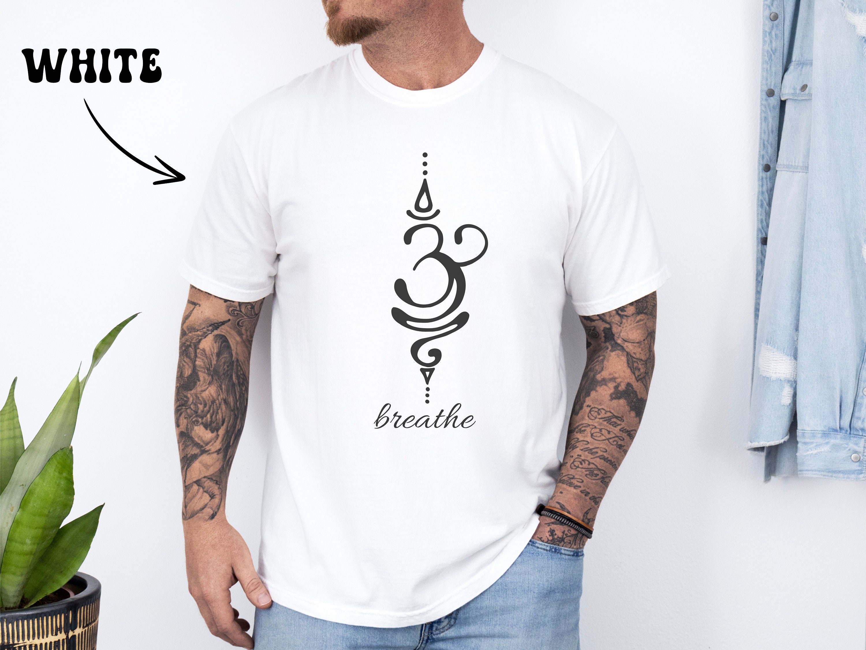 Breathe Sanskrit, Yoga Shirt, Yoga T-shirt, Sport Shirt, Yoga, Gift for ...