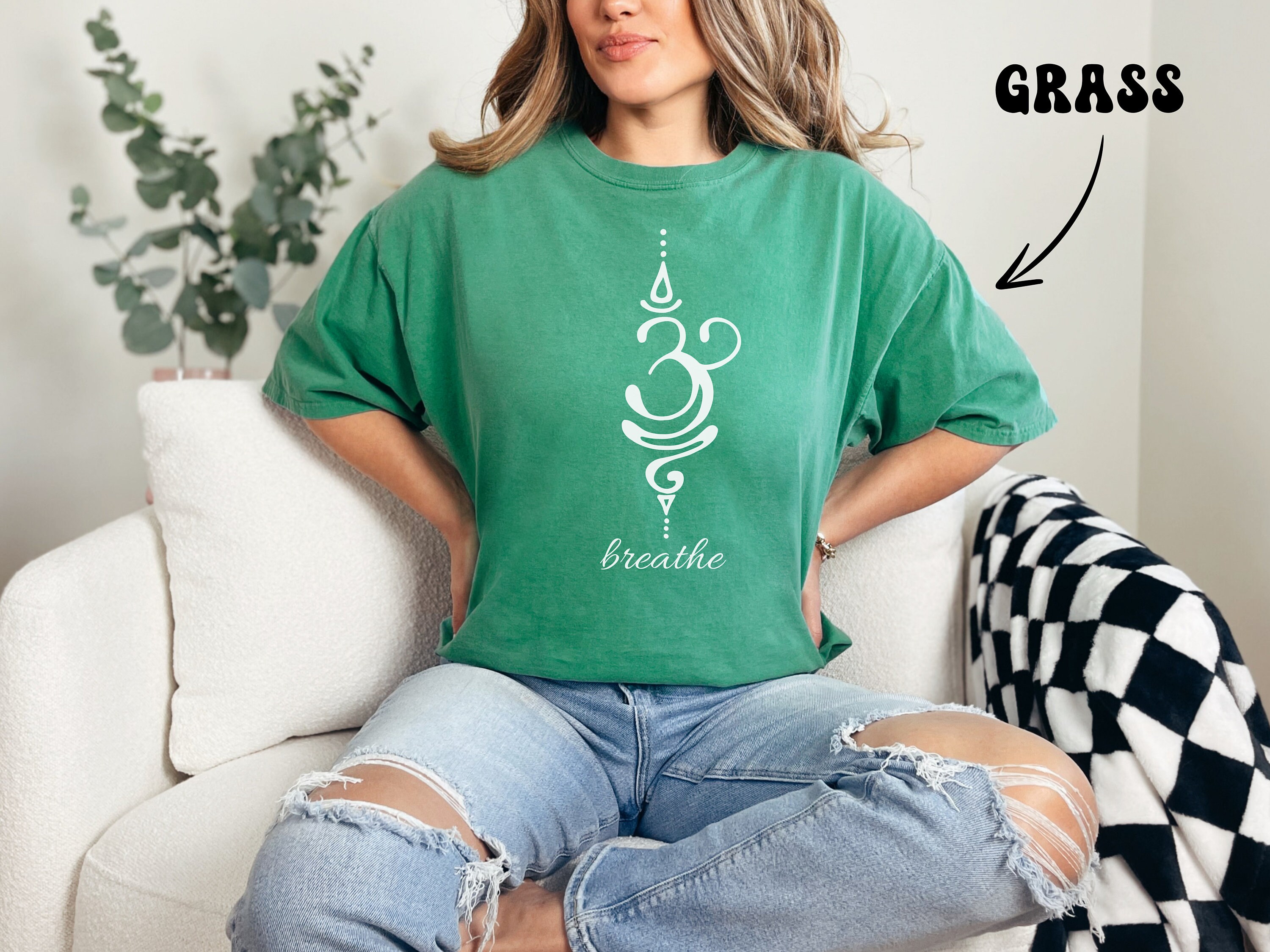 Breathe Sanskrit, Yoga Shirt, Yoga T-shirt, Sport Shirt, Yoga, Gift for ...