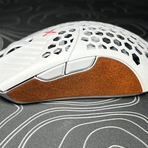Finalmouse ULX Side Grips Luxury Series - Genuine Italian Leather (red ...