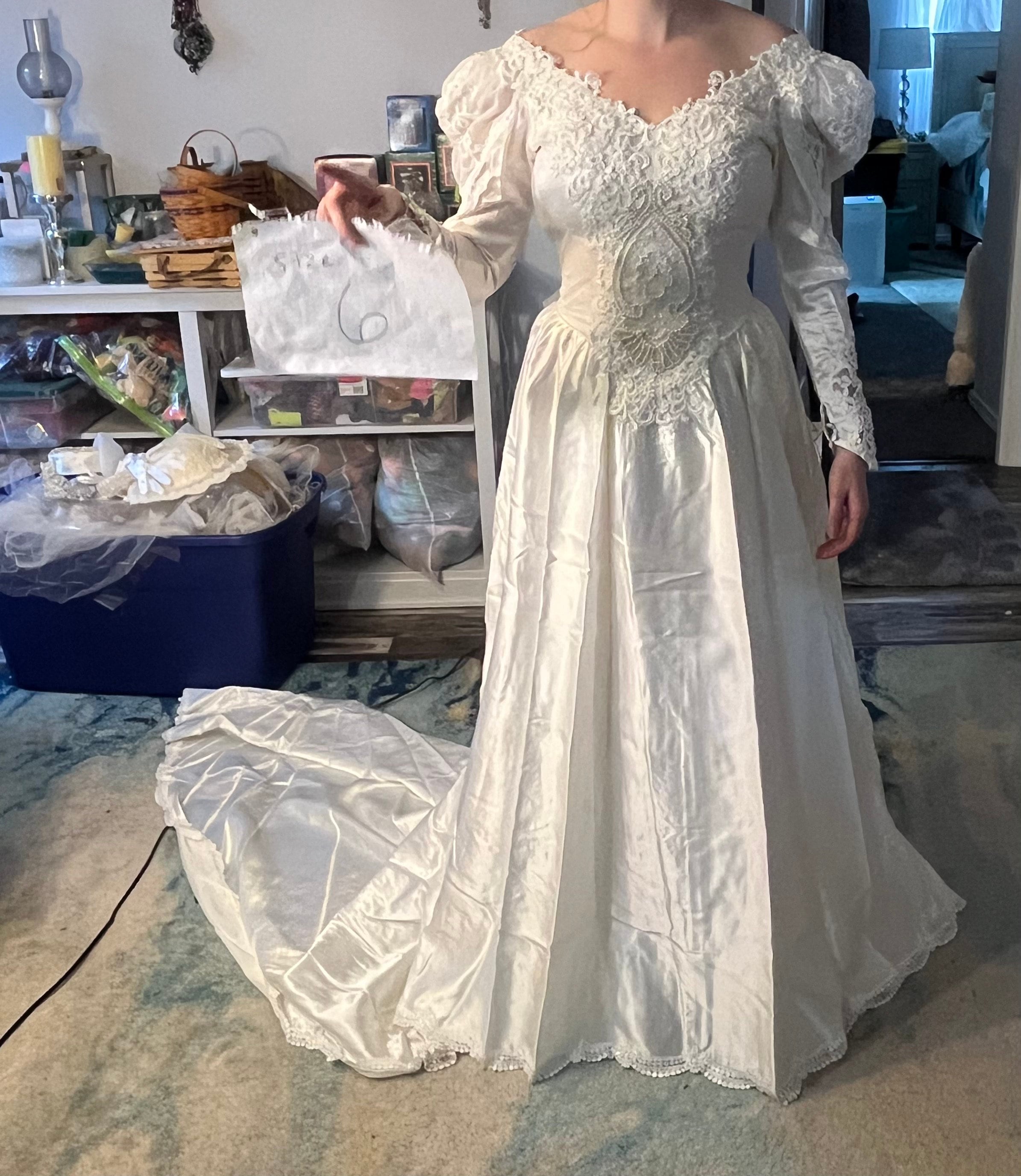 Vintage Wedding Dress Size 6 (dress # 31) - Etsy