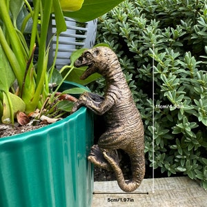 Dinosaur Flowerpot Hugger Resin T-rex Plant Pot Hanger Decorer Indoors ...