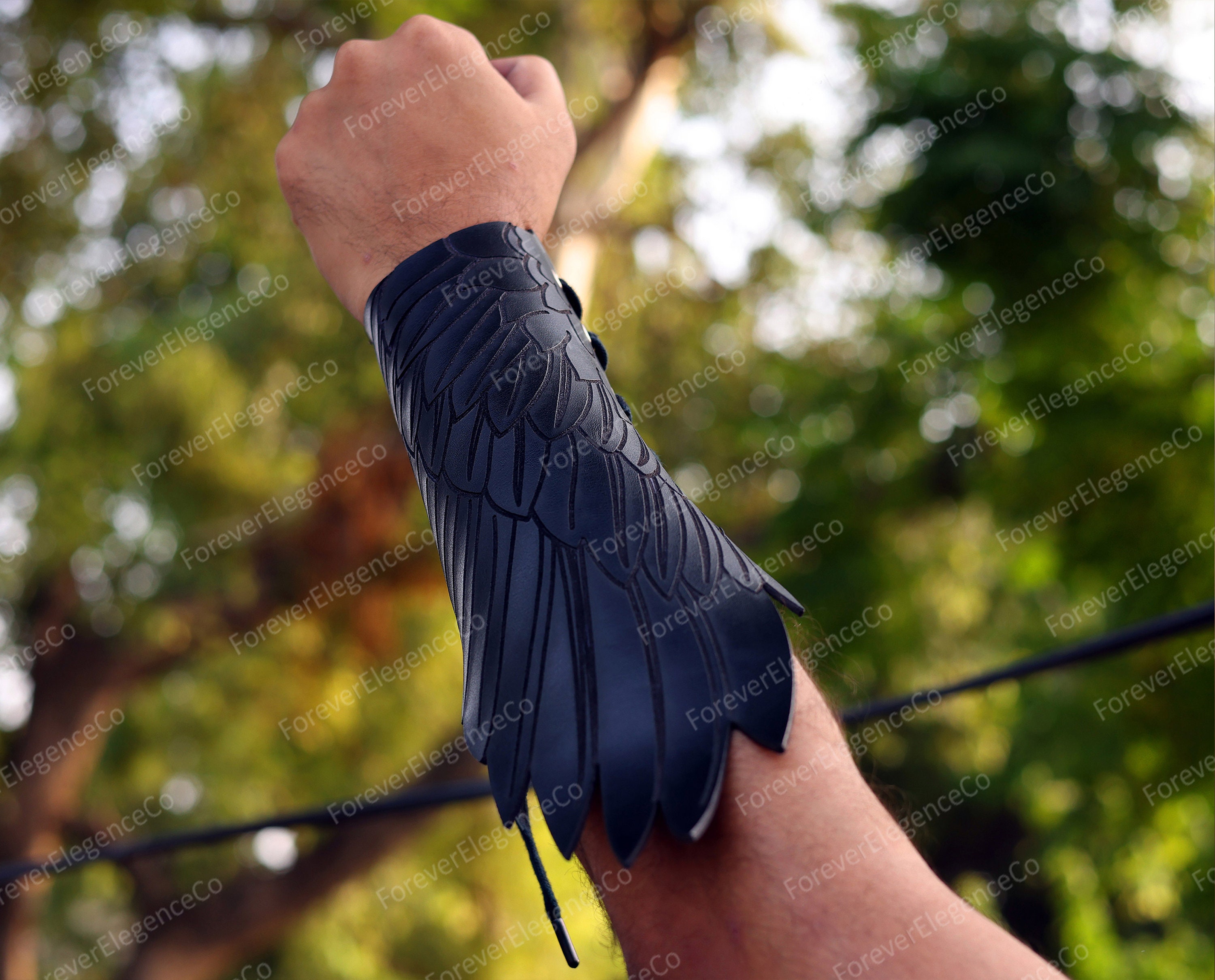 Medieval Samurai Viking Armor, Raven Wings Leather Bracers, Renaissance ...