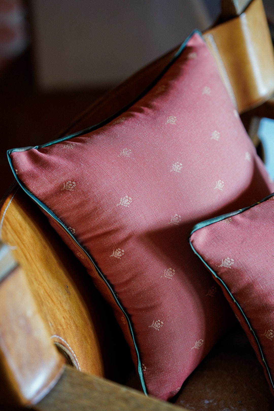 Eclectic Throw Pillow Jacquard With Embroidered Flowers and Green Silk ...