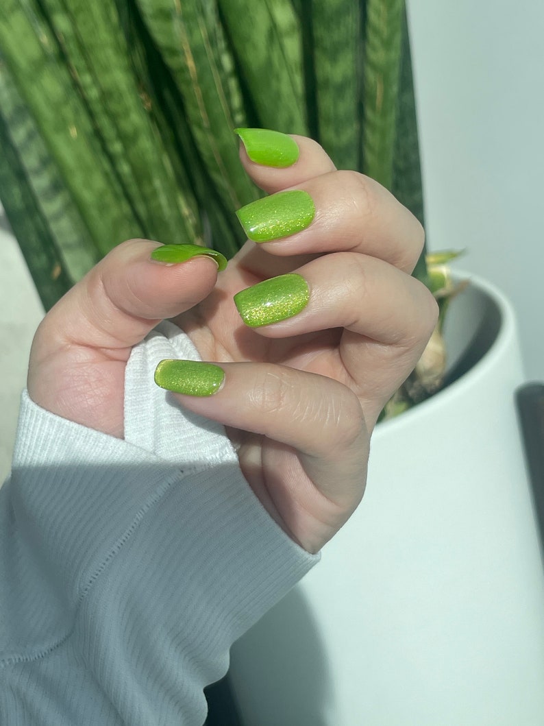 Last Chance Key Lime Green Cat-eye Short Chrome Velvet Glazed Donut ...