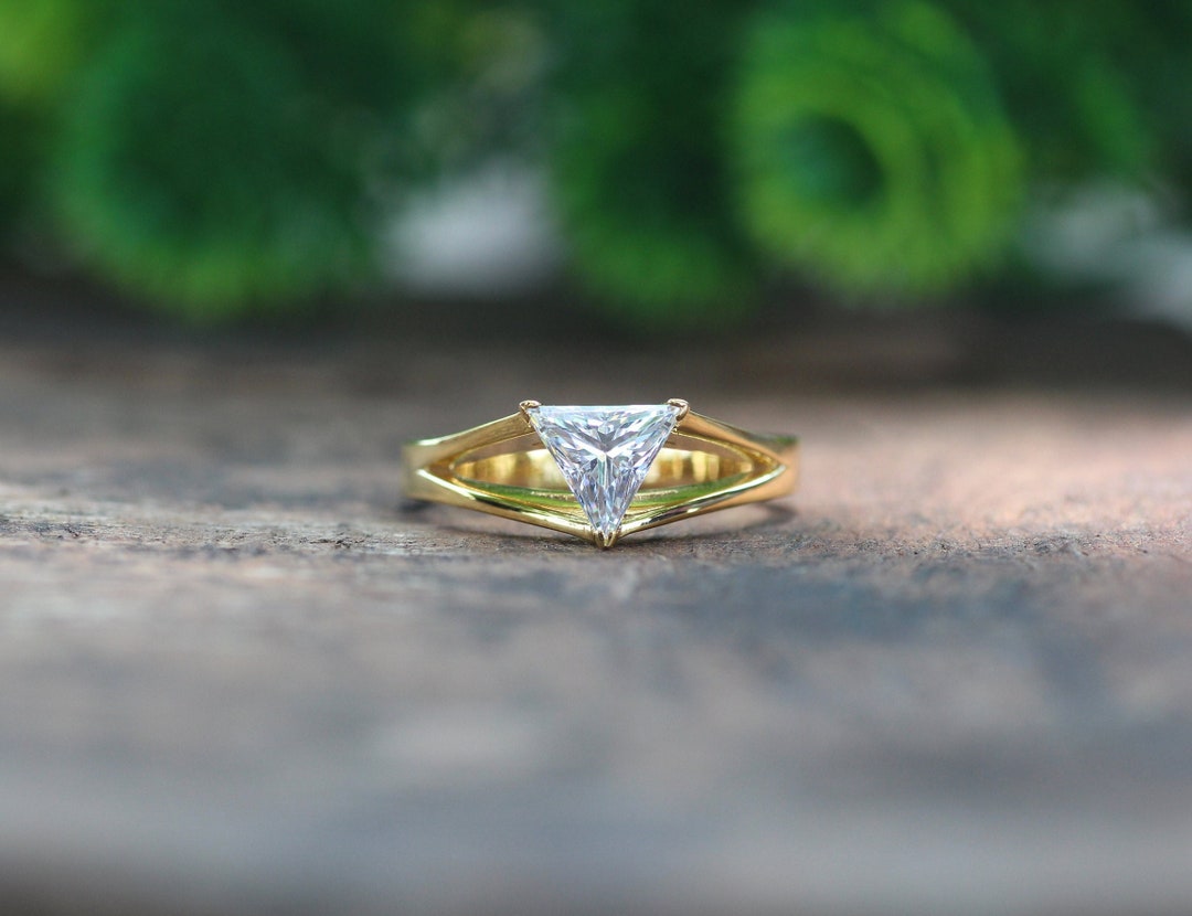 Unique Triangle Cut Lab Daimond Engagement Ring, Split Shank Wedding ...
