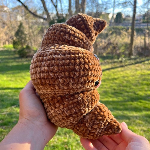 Handmade Crochet Croissant Plushie (BIG) | Stuffed Amigurumi Breakfast ...