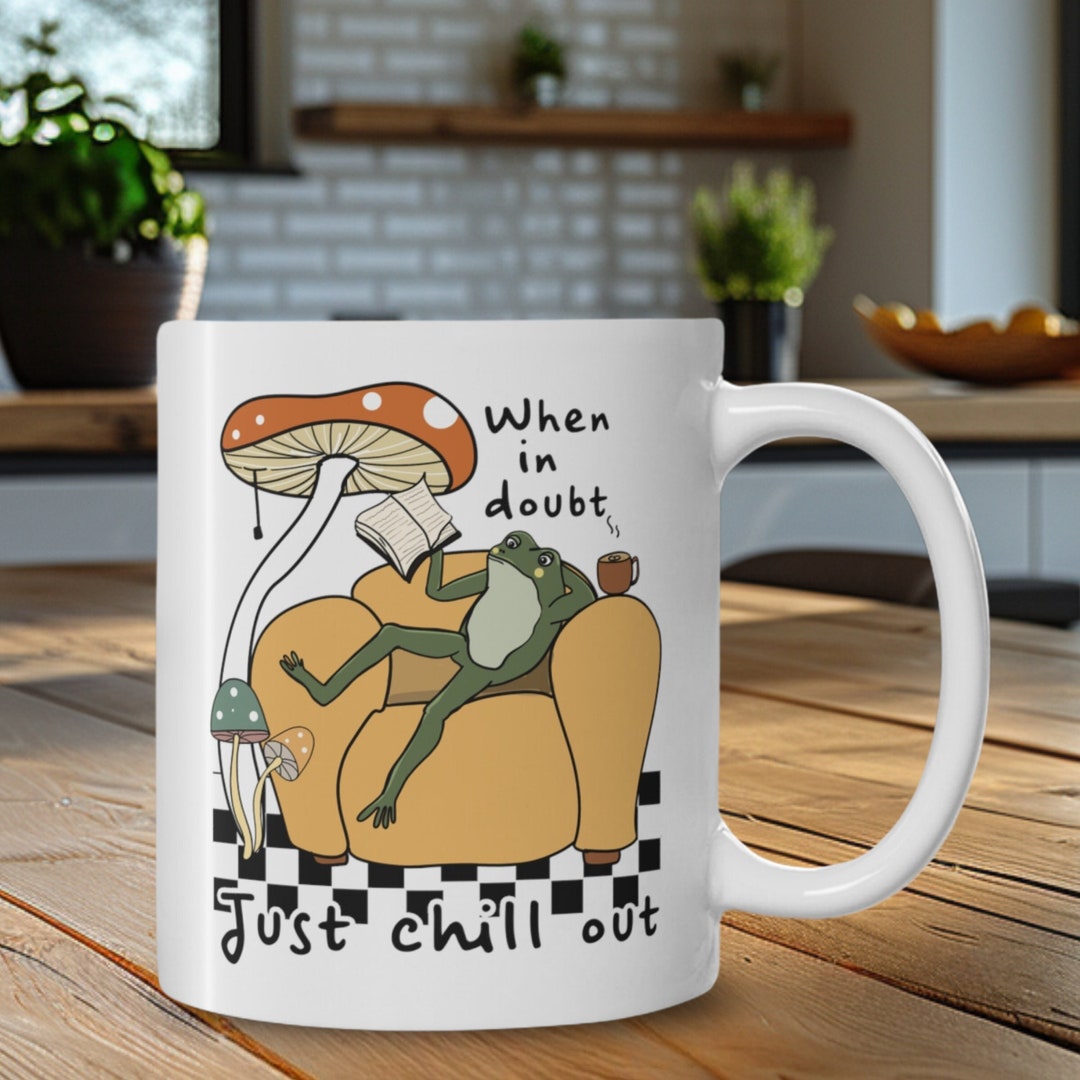 Frog Coffee Mug, Vintage Retro Style: Frog Lover Gift, Mushroom ...