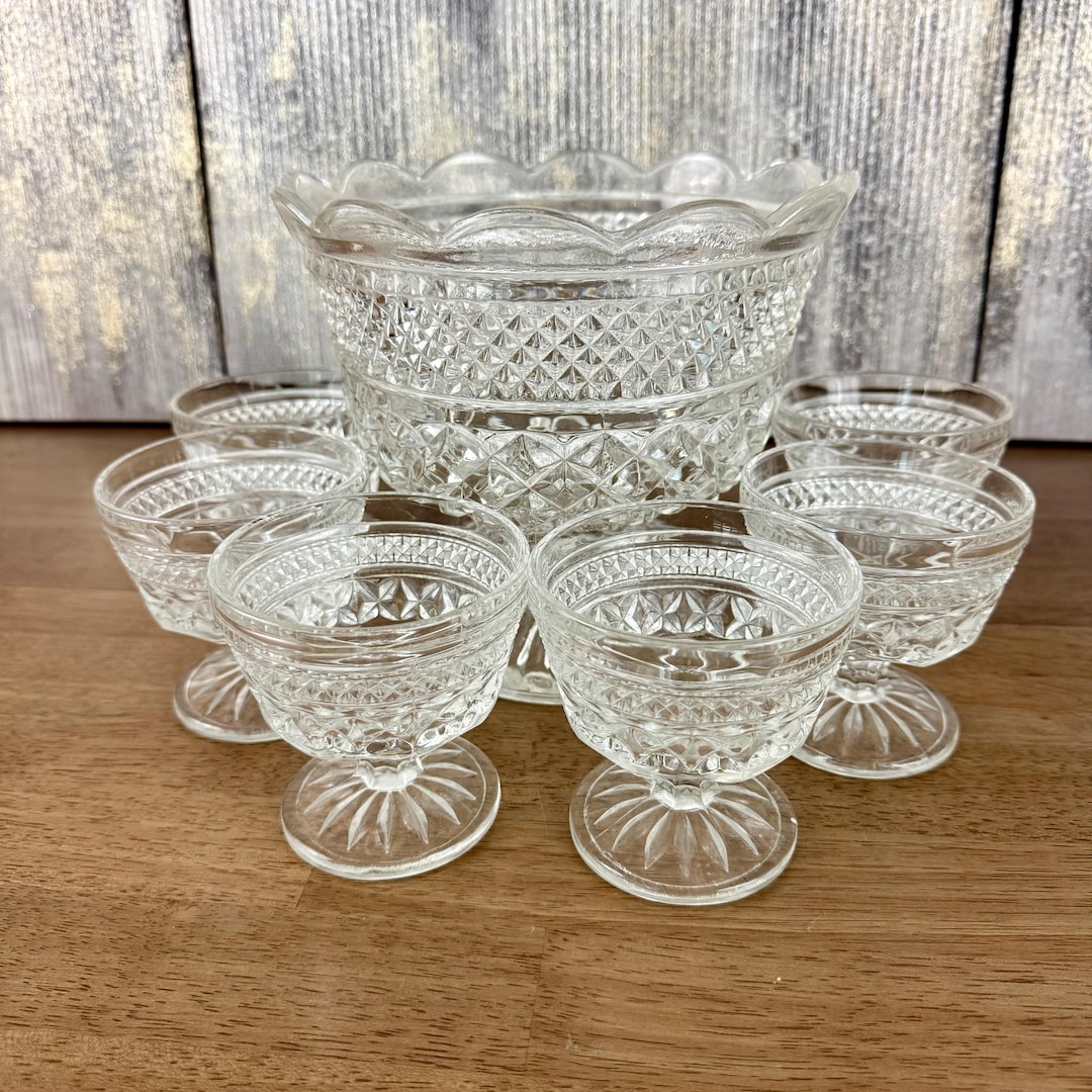 Anchor Hocking Wexford Glassware Set Vintage Footed Vase 6 Crystal ...
