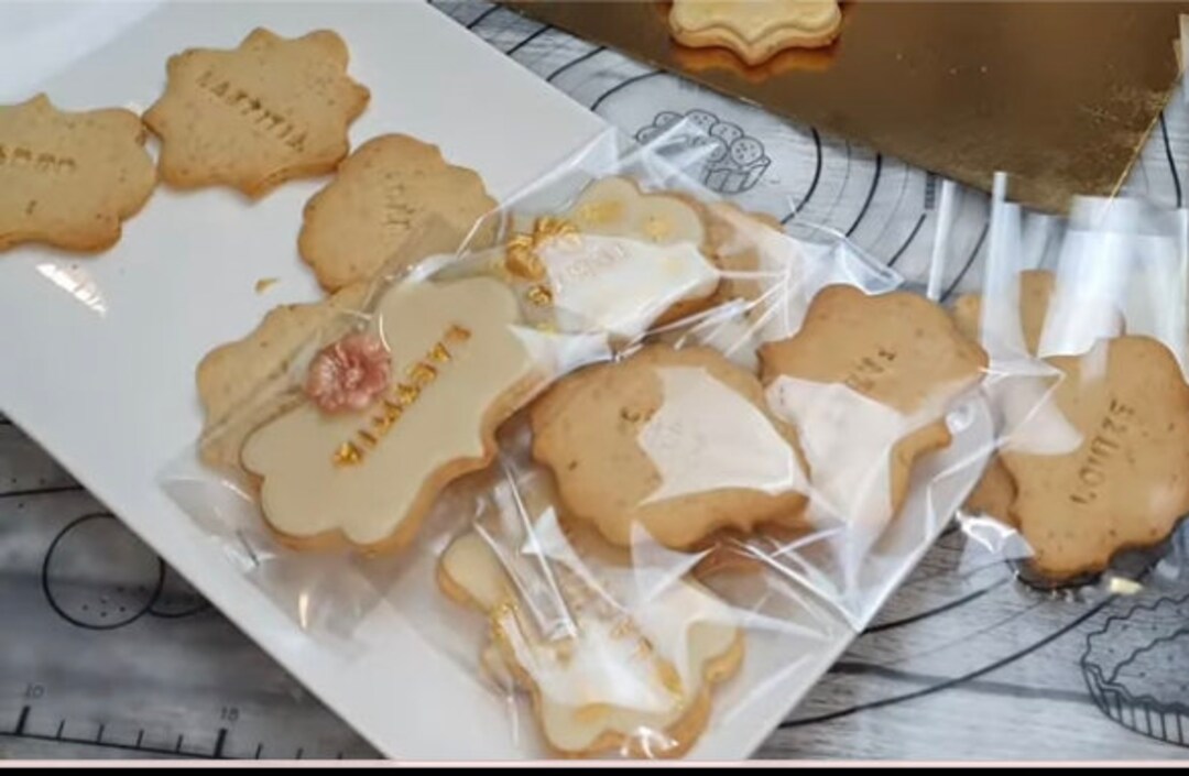 Personalized Cookies, First Name, Birthday, Celebrating - Etsy