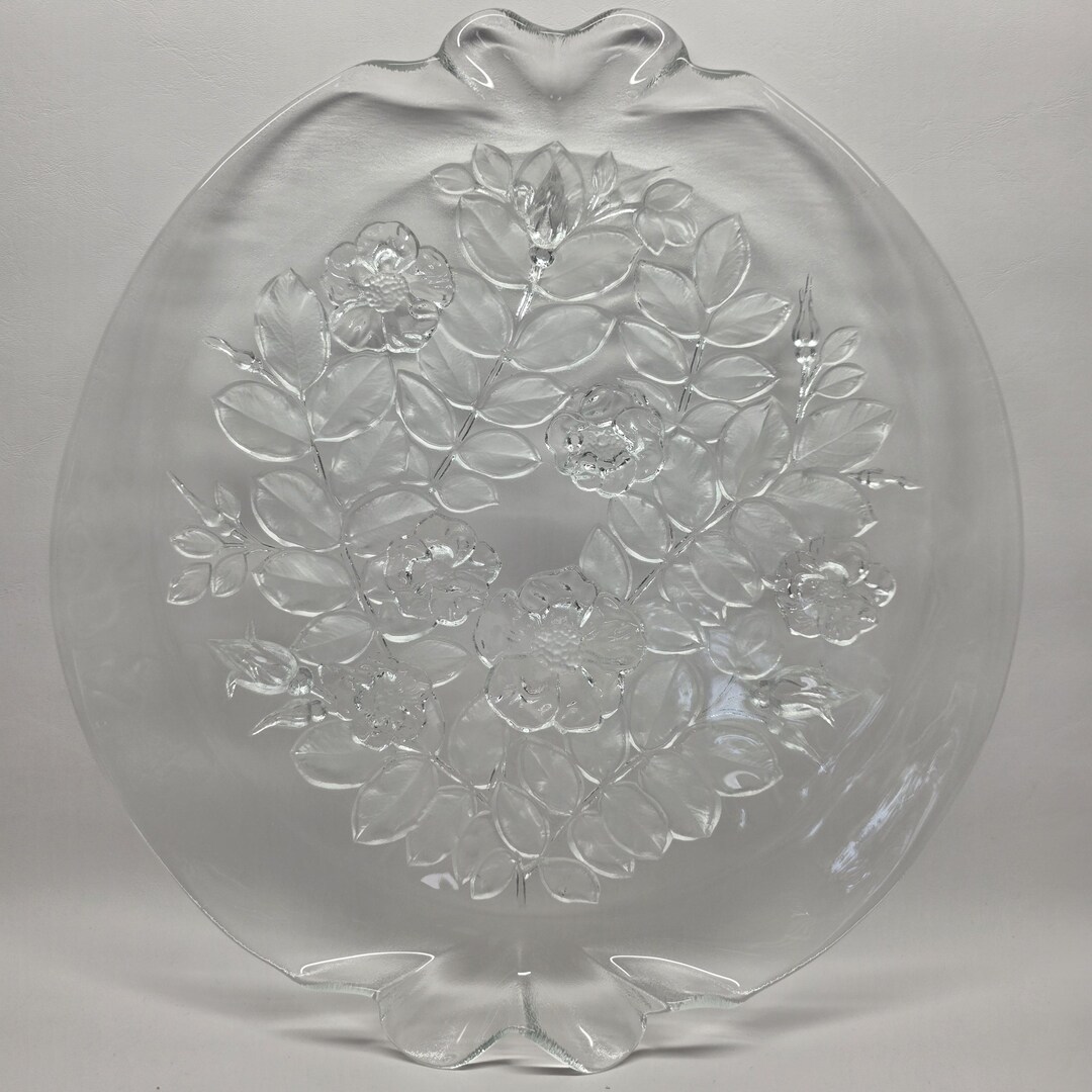 Mikasa Crystal Bianca Frosted Glass Cake Platter With Flowers Ruffled ...