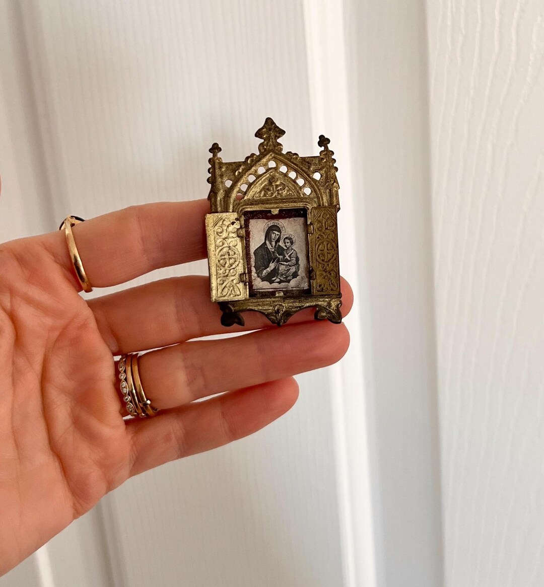 Antique Triptych Chapel Frame With Stand Alter Religious Miniature ...