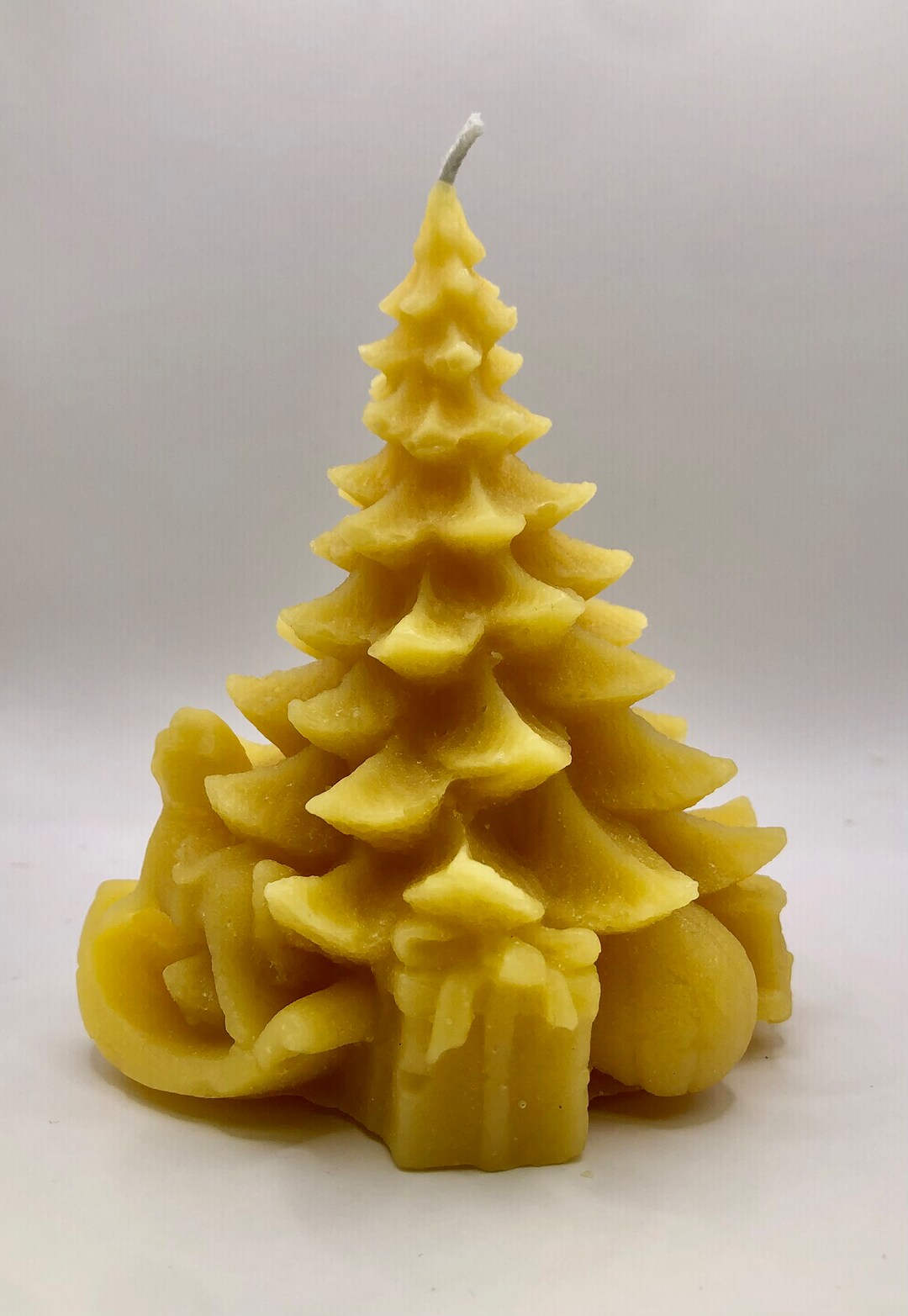100 % Natural Beeswax Candle Christmas Tree With Gifts - Etsy