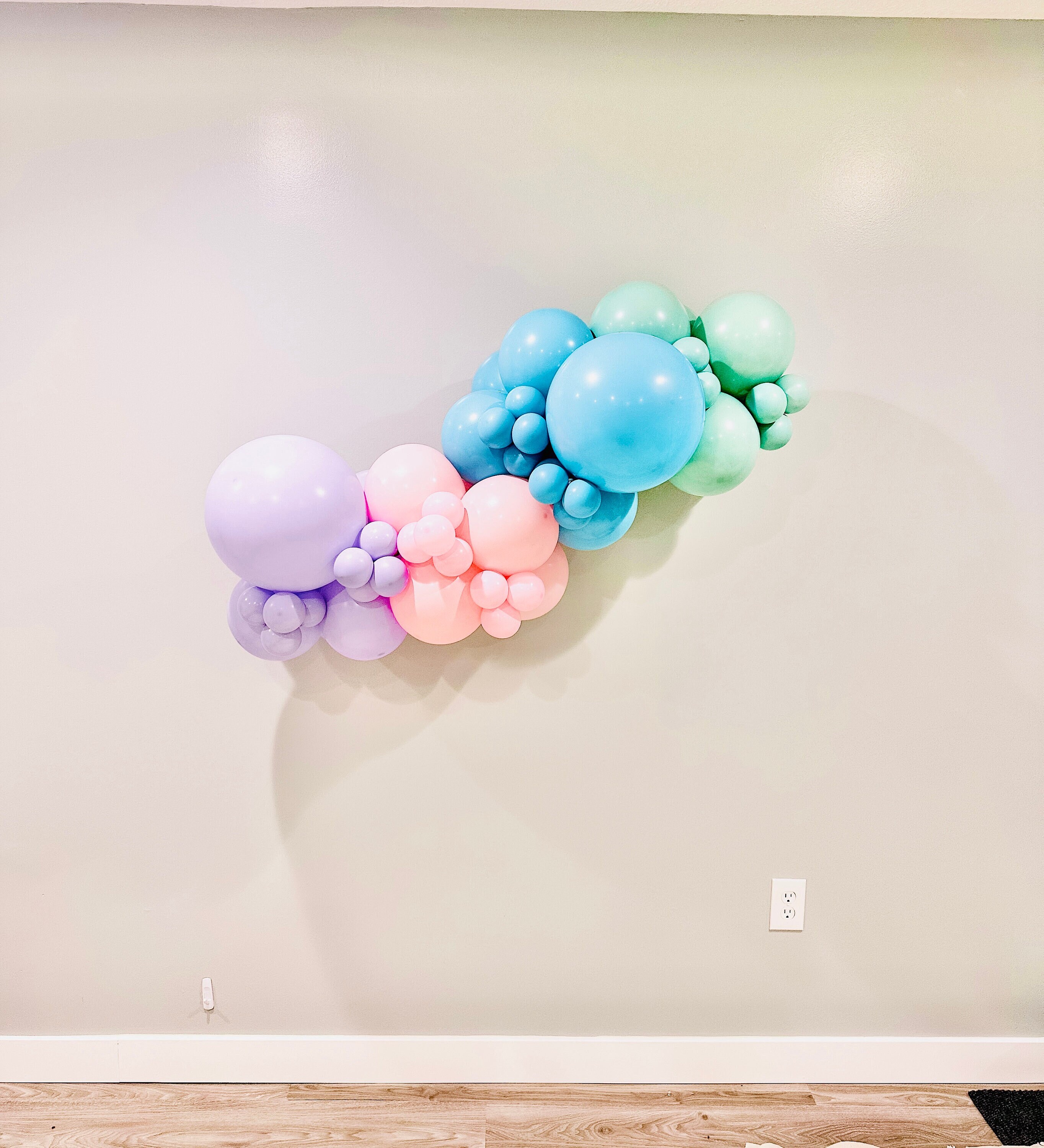 DIY Custom Balloon Garland Kit | Balloon Garland Kit | Hattie Lu Event ...