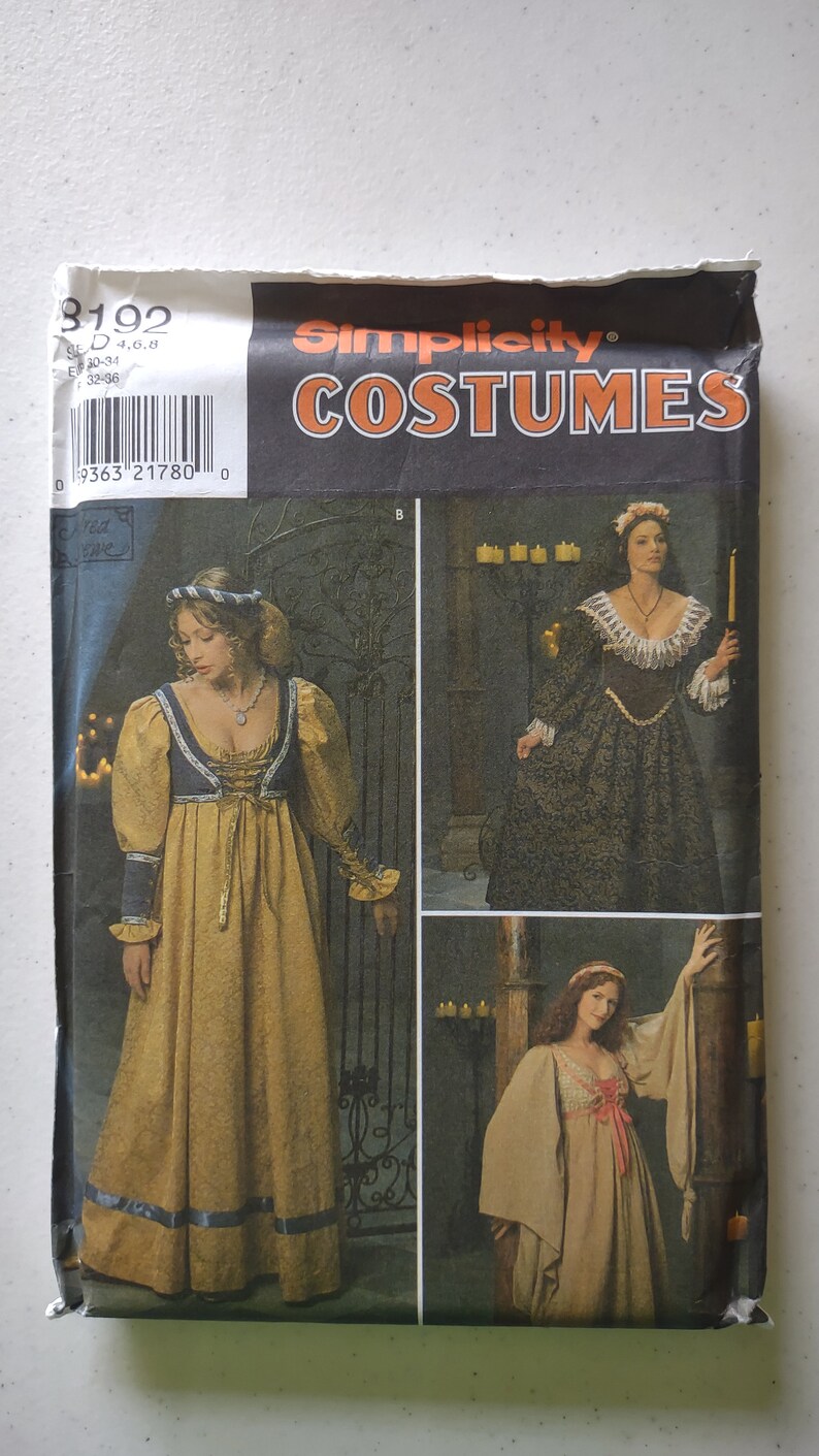Vintage Simplicity Misses Medieval Gown and Bodice Costume Pattern 8192 ...