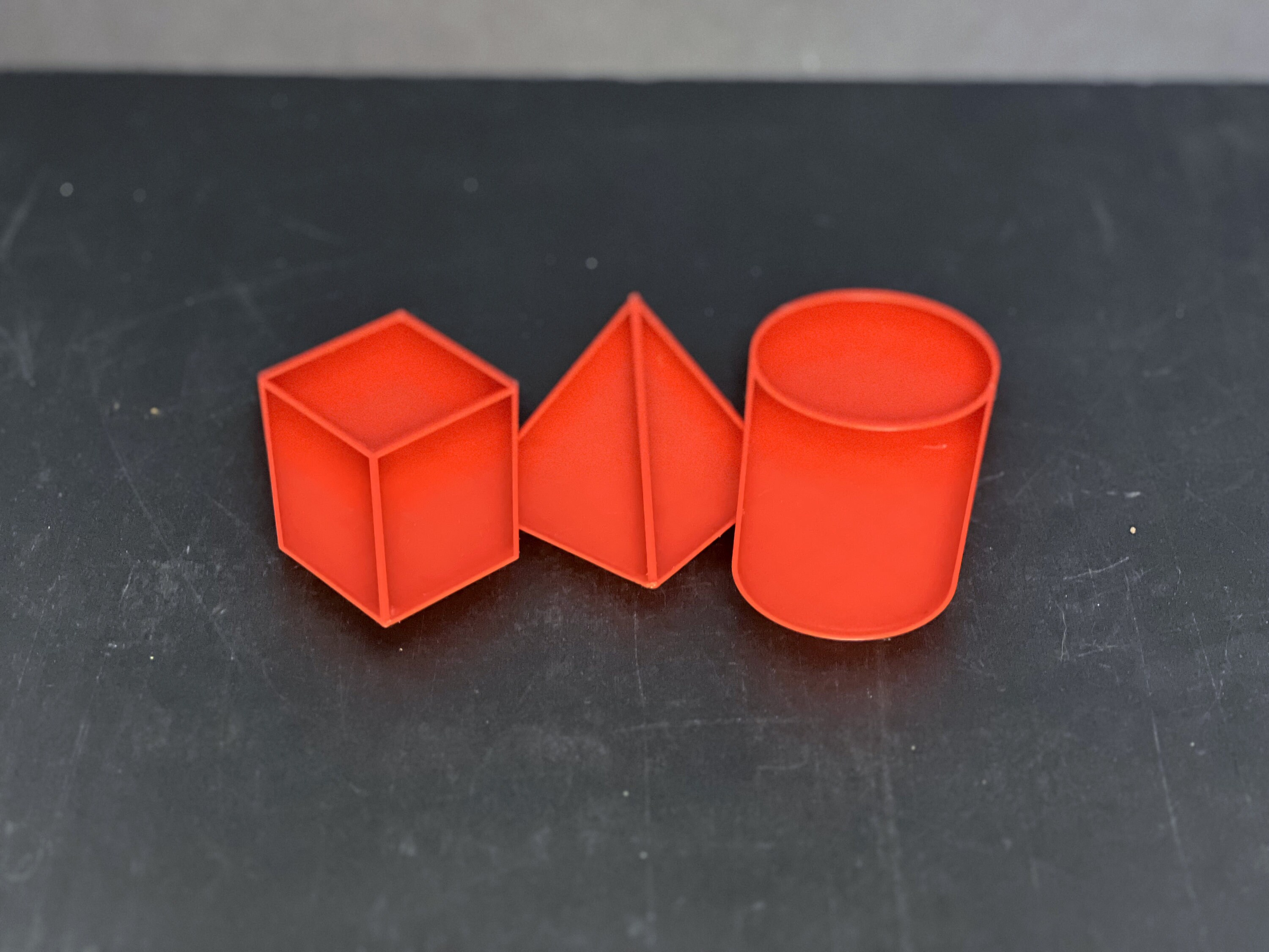 Mind-bending 3D Illusion Tray for Small Components - Optical Delight ...