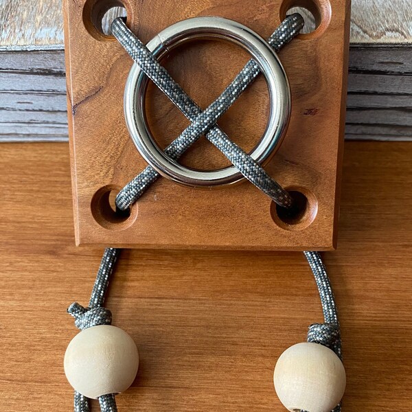 Rope and Ring Wood Brainteaser Game - Etsy