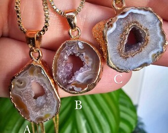 Red Agate Pendant Necklace - Etsy