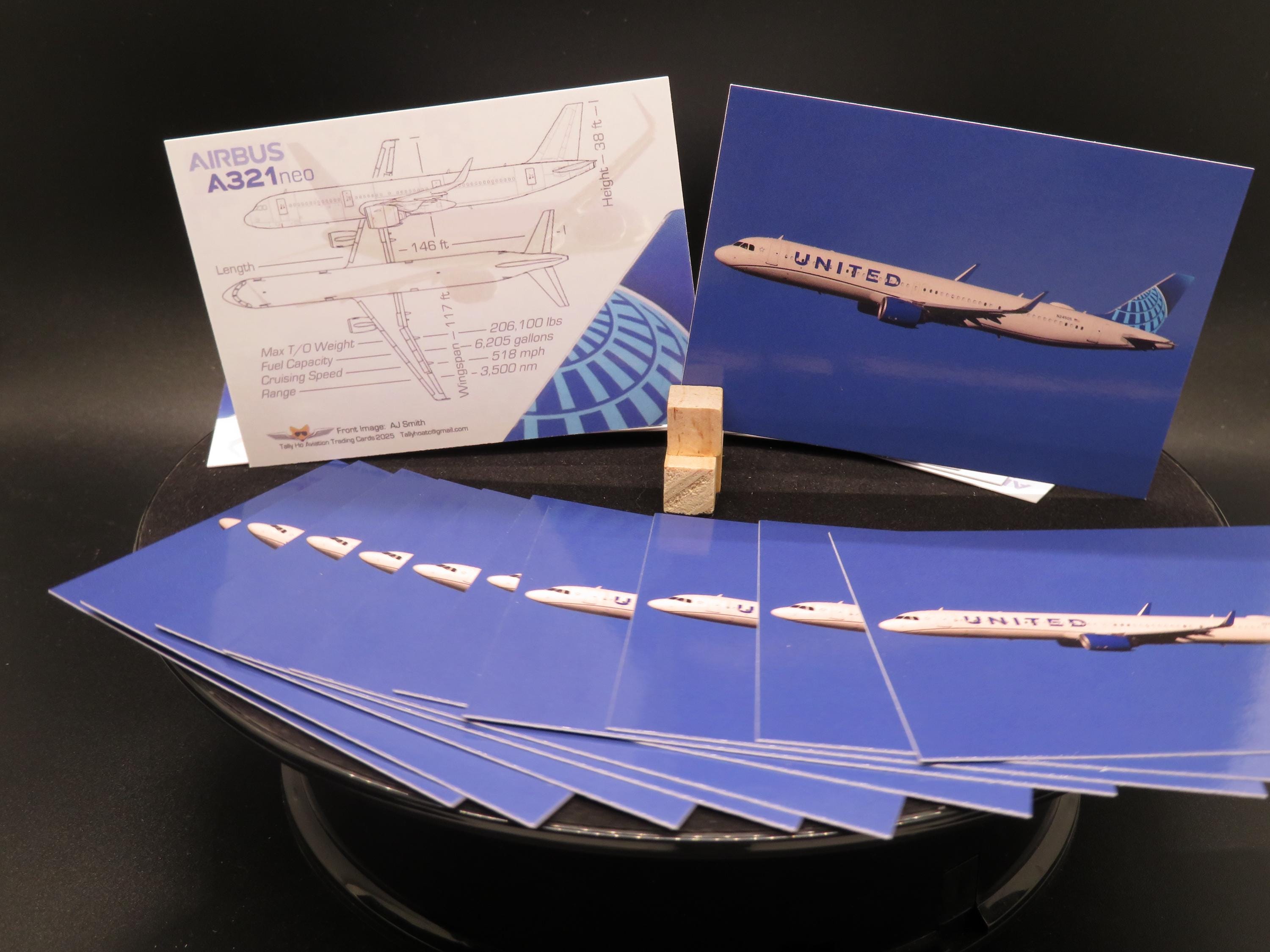 United Airlines Airbus A321 Set of 25 Aviation Trading Cards - 2.5"x 3. ...