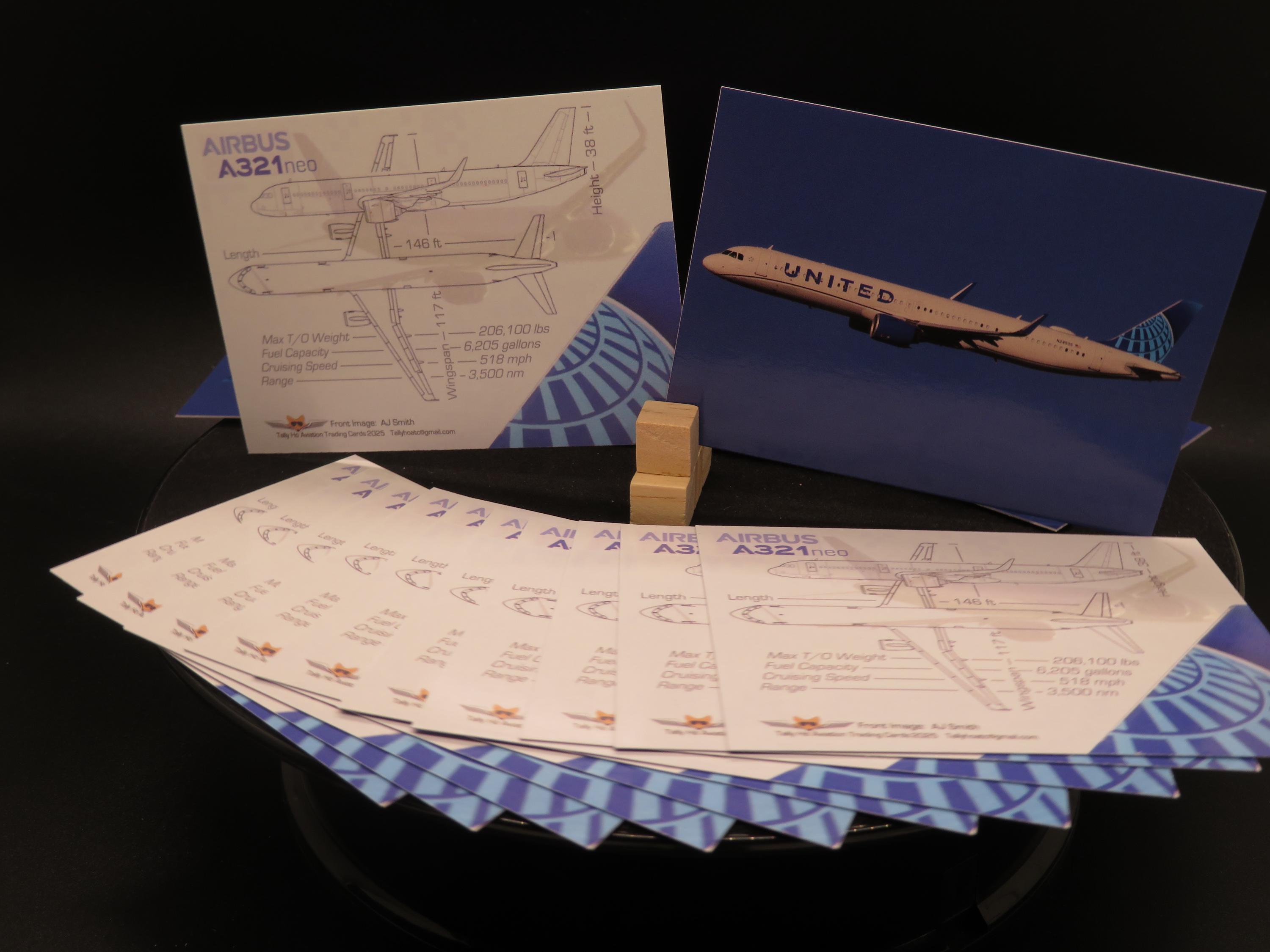 United Airlines Airbus A321 Set of 25 Aviation Trading Cards - 2.5"x 3. ...