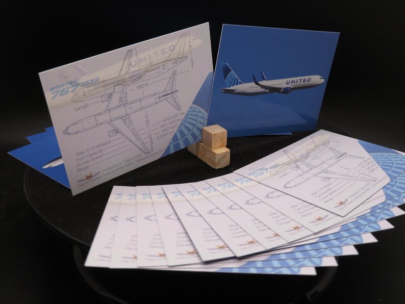 United Airlines Boeing 767-300 Airplane Trading Cards - Set of 25 - 2.5 ...