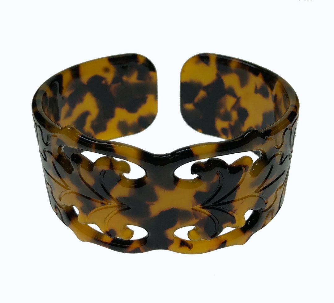 Samoan/hawaiian Style Faux Turtle Shell Carved Bracelet - 3.5 Cm Wide ...