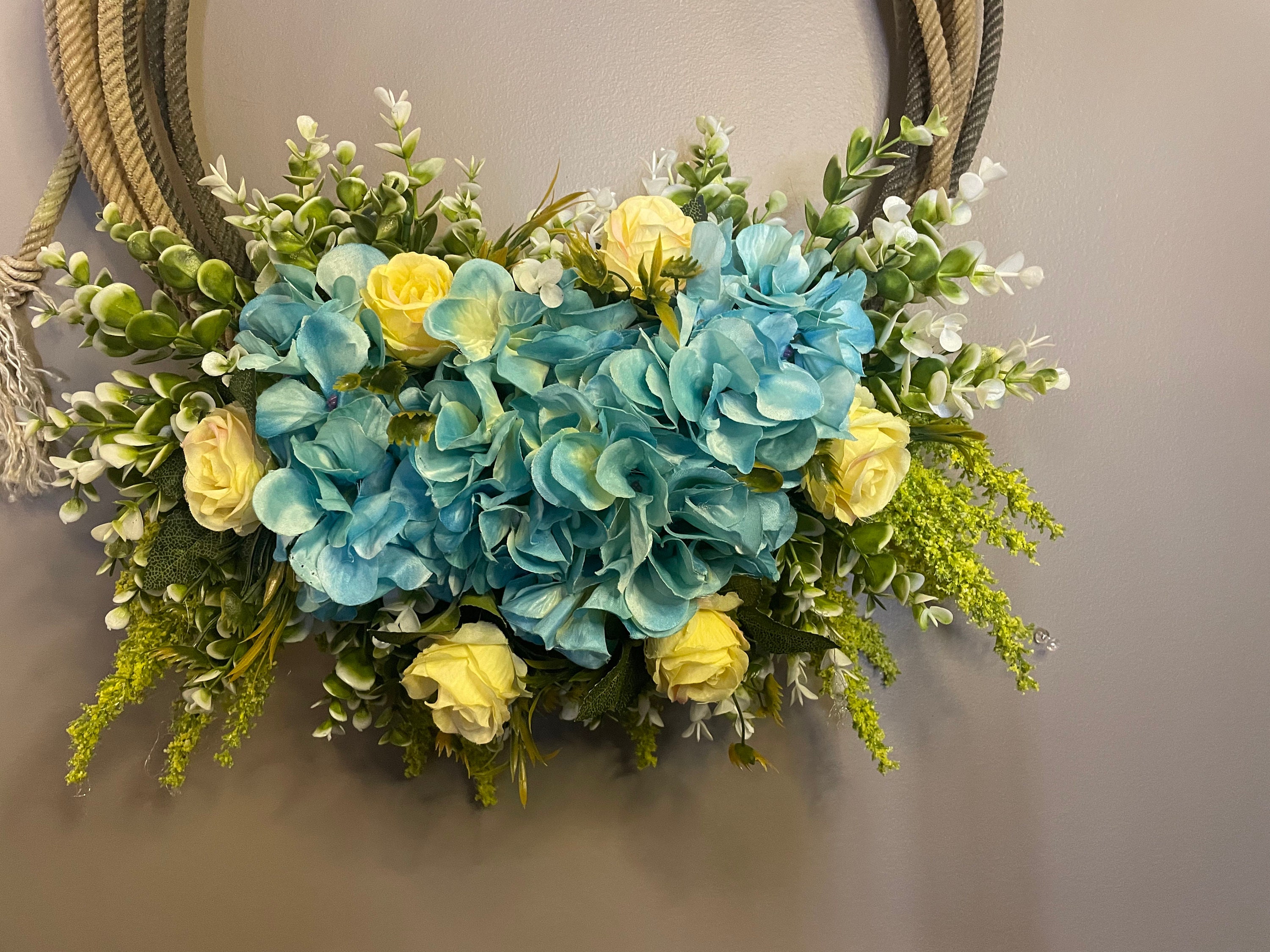 Spring Lasso Wreath, Spring Front Door Wreath, Spring Wreath, Floral ...