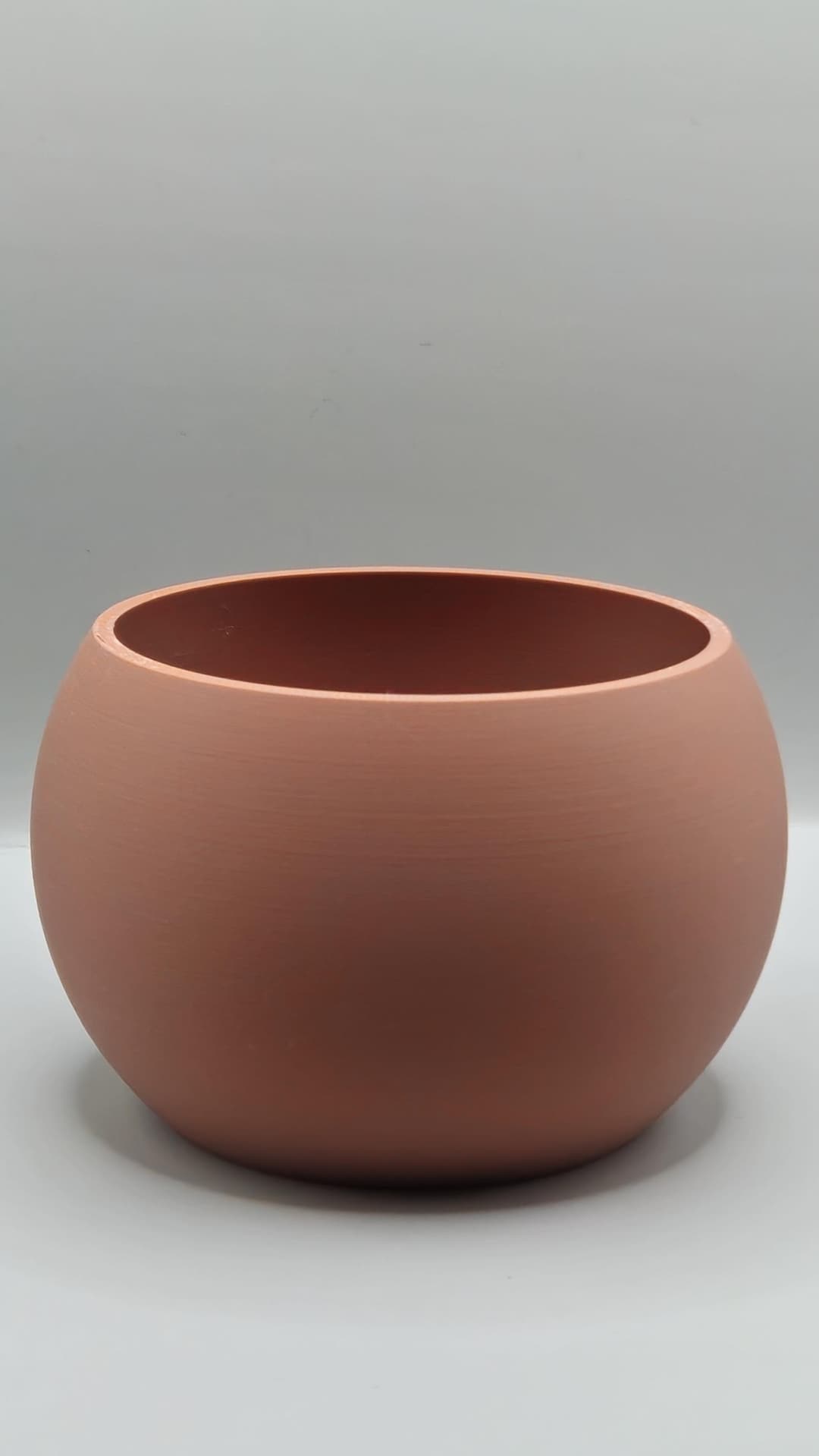 Modern Round Planter - Simple Plastic Plant Pot, Multiple Colours ...