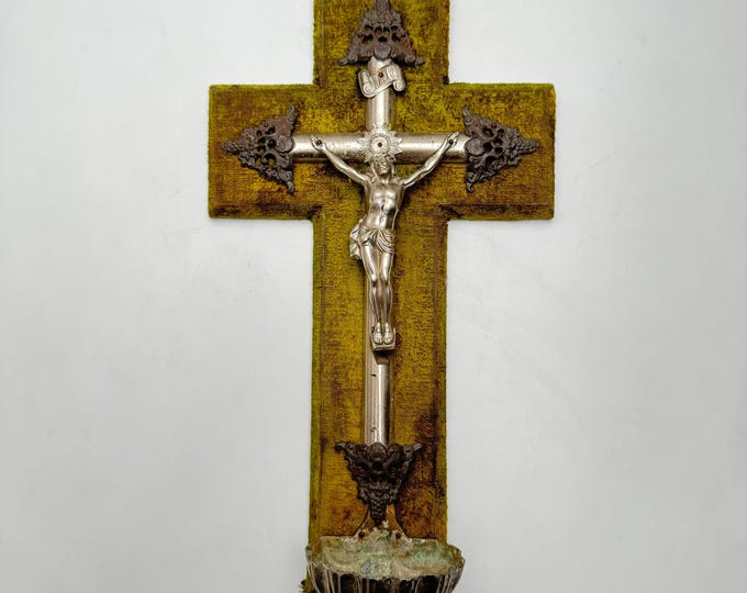 Vintage Green Velvet-covered Wall Cross With Stoup – Religious Decor - Etsy