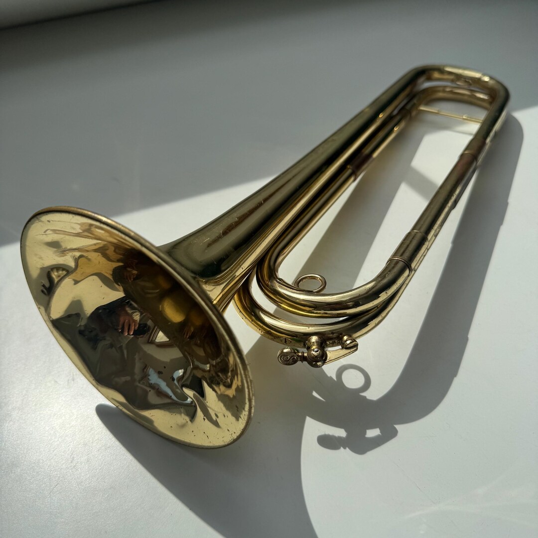 Clairon de cavalerie Henri Selmer vintage | Trompette militaire dorée n ...