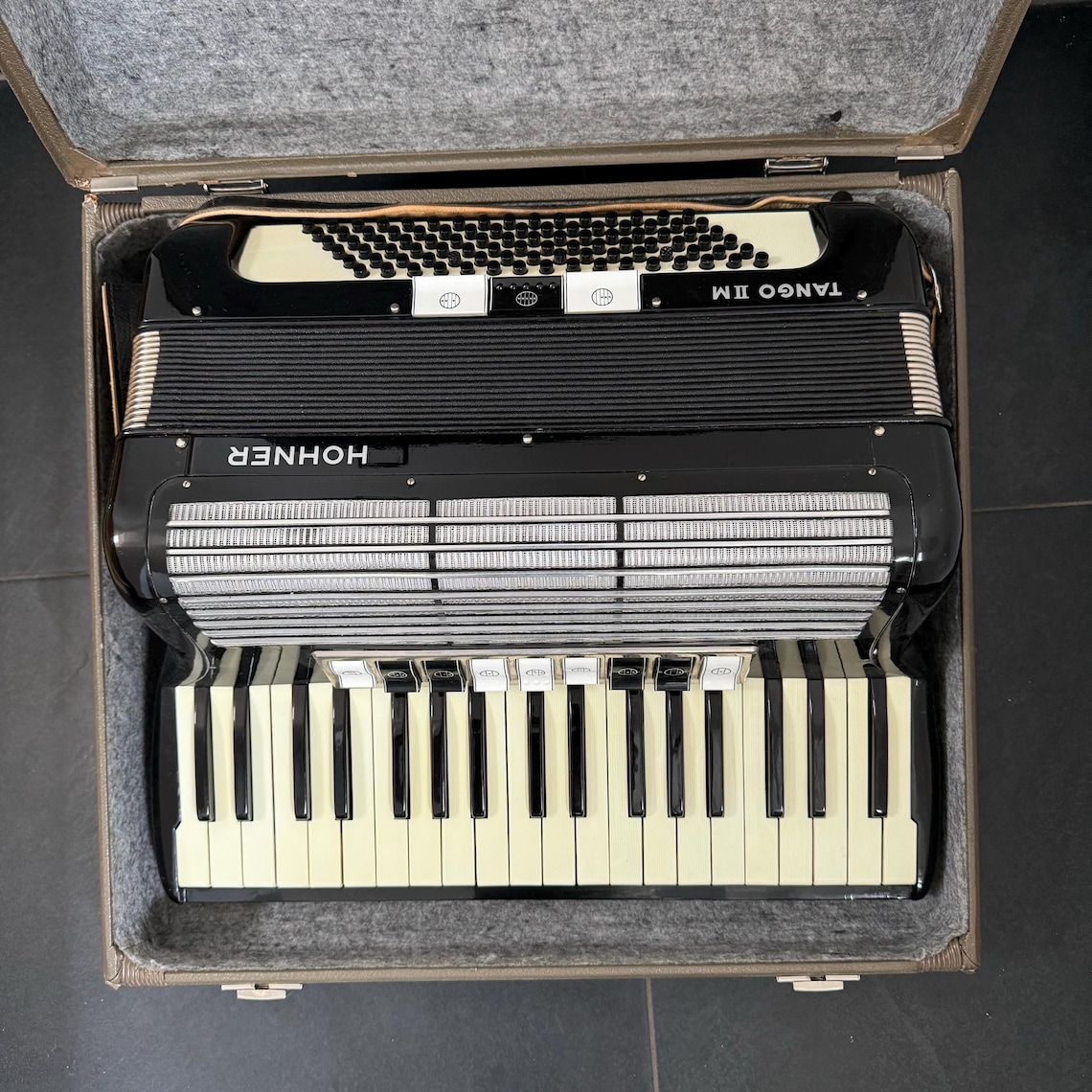 Vintage Hohner Tango II M Button Accordion: 96 Bass, Made in Germany ...
