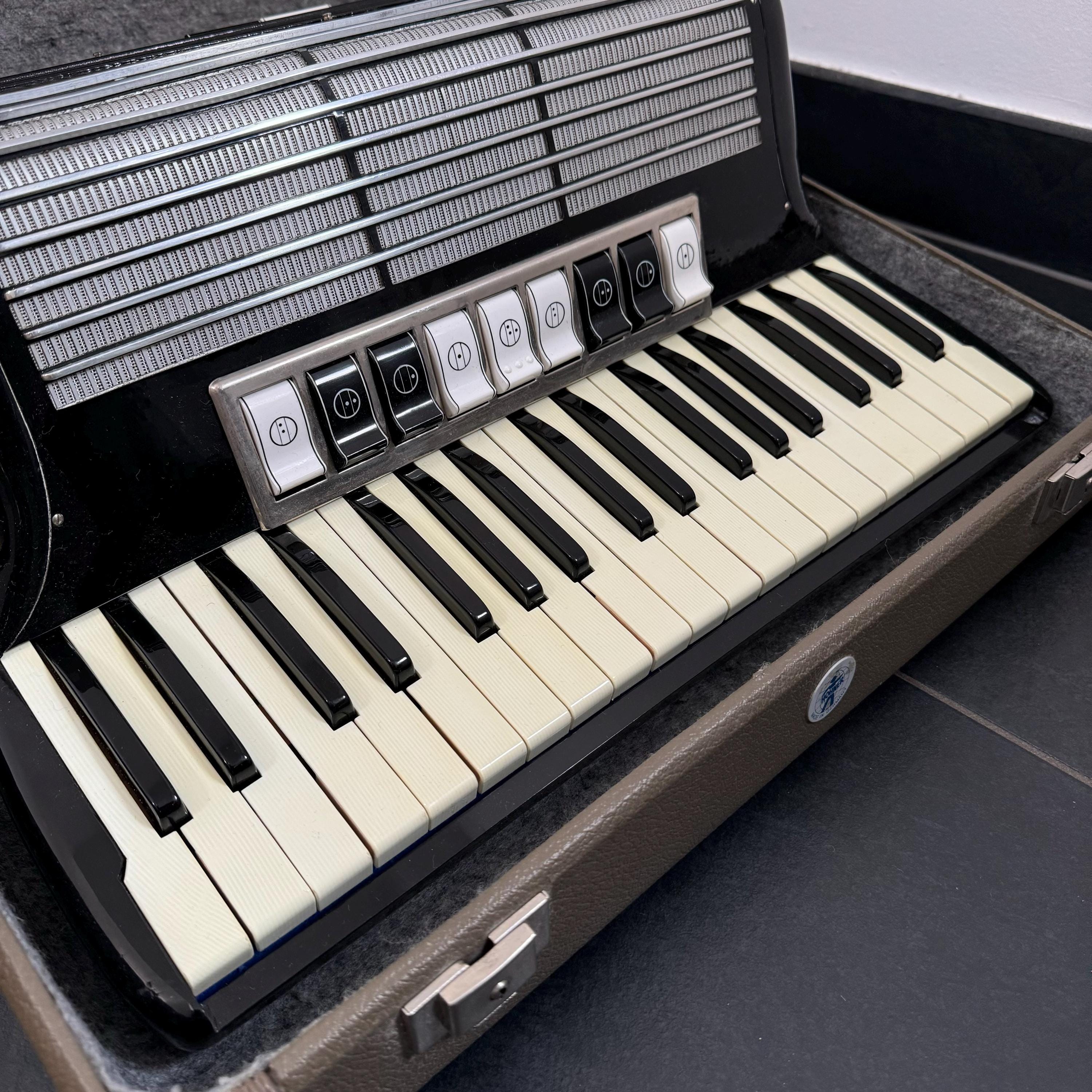 Vintage Hohner Tango II M Button Accordion: 96 Bass, Made in Germany ...