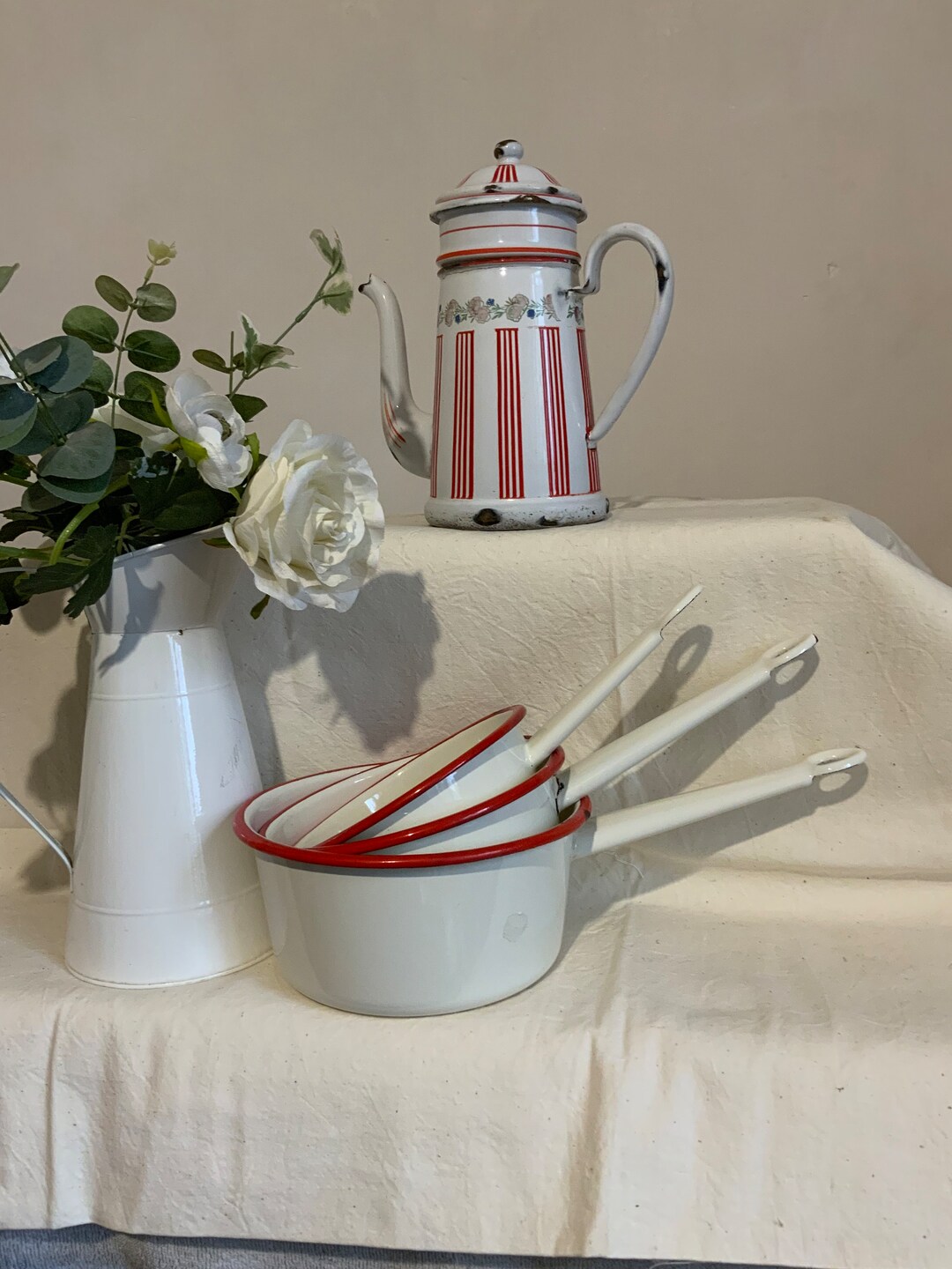 Stunning Set Red and White Enamelware Pans - Etsy