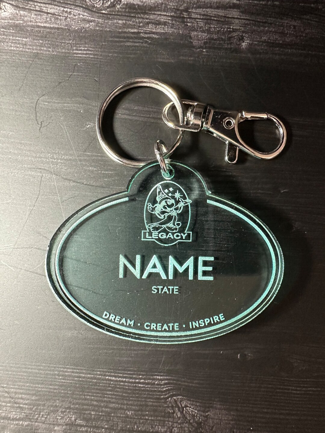 Walt Disney World LEGACY Award Cast Member Name Tag Keychain Green ...