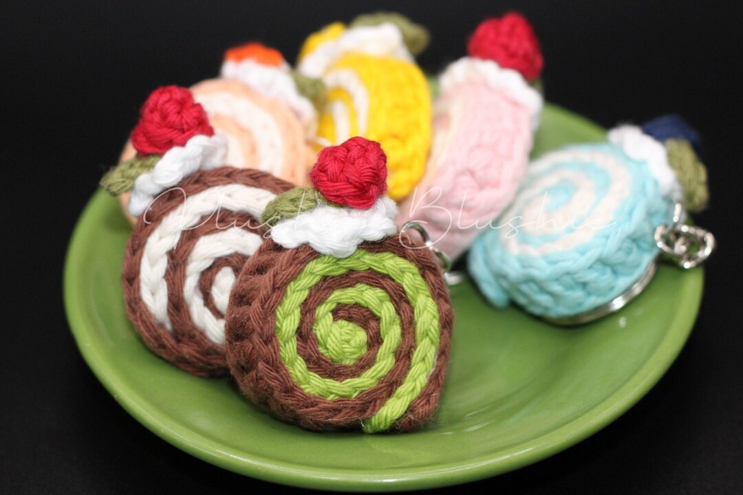 Swiss Roll Keychain Crochet Pastries - Etsy